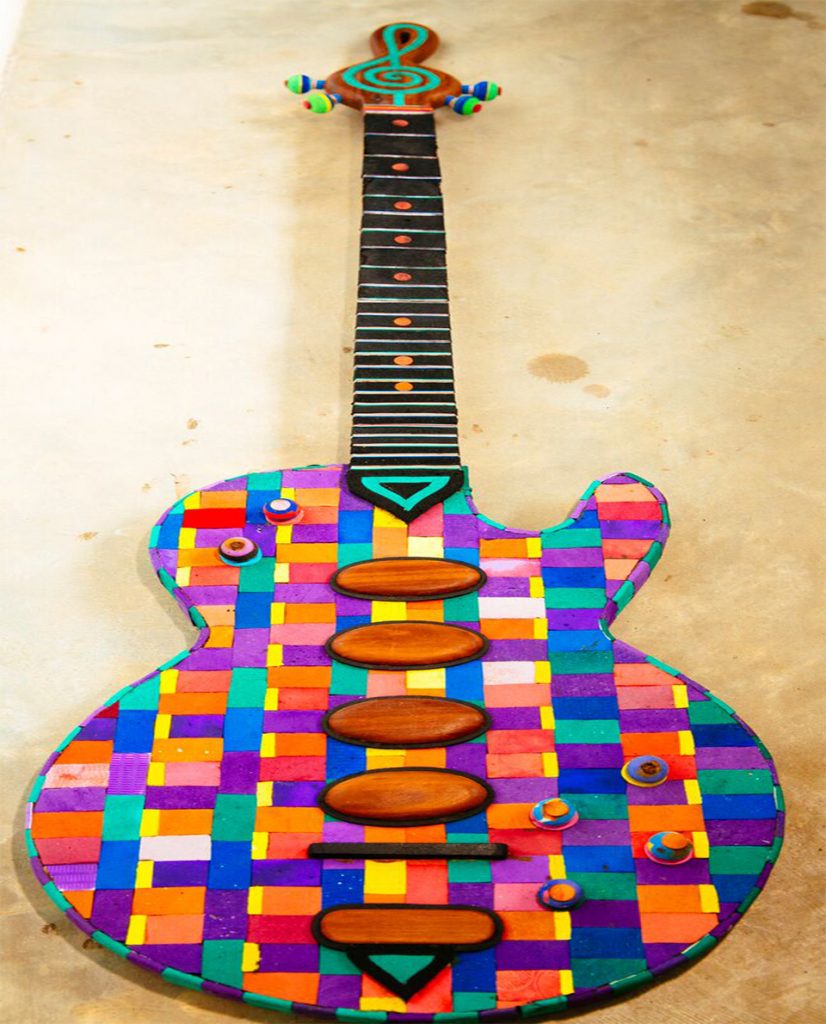 Treble Clef Guitar – Watamu Marine Association Shop